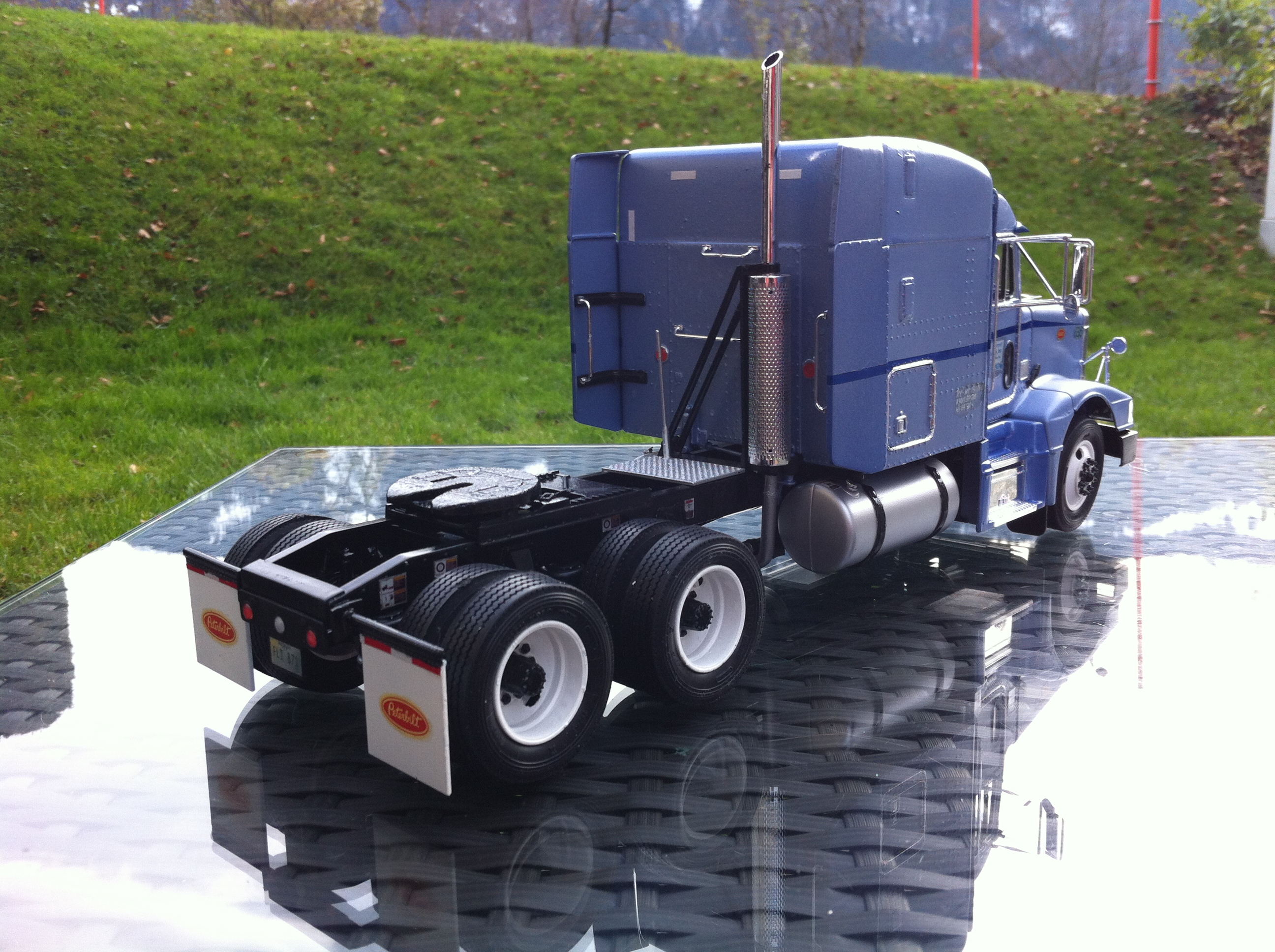 Model Truck Builder .com