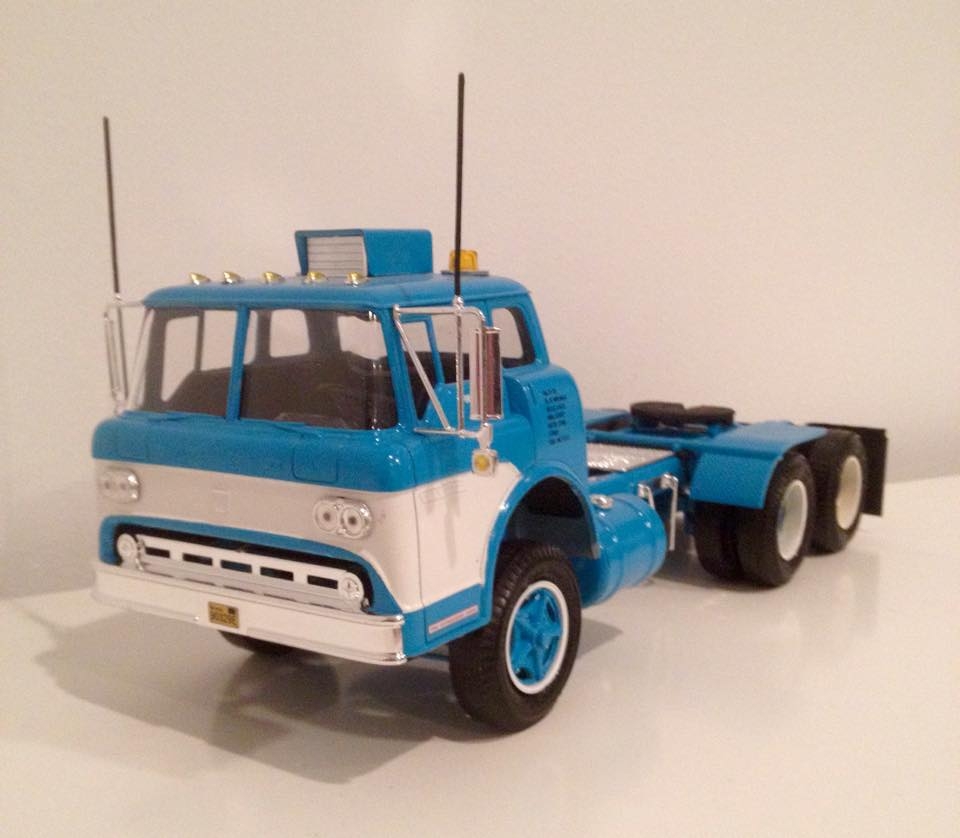 Model Truck Builder .com