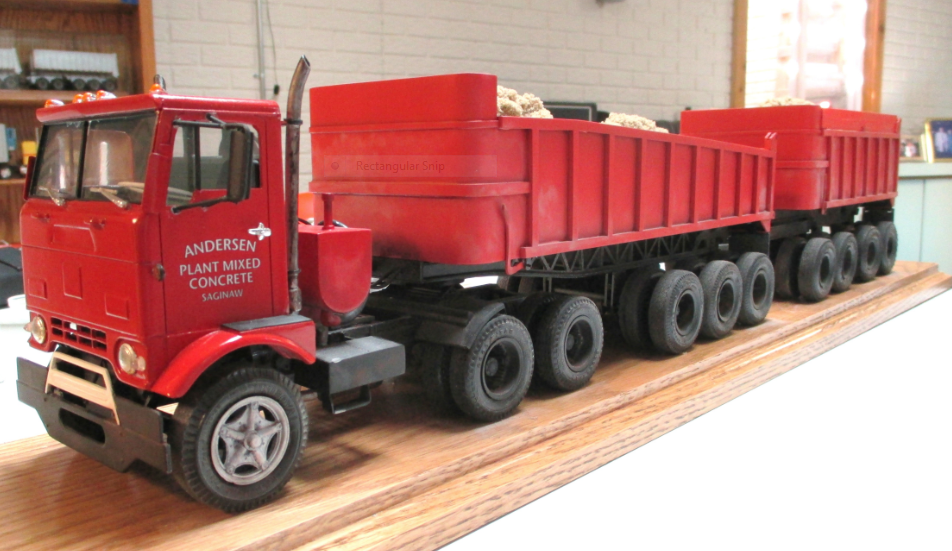 Model Truck Builder .com