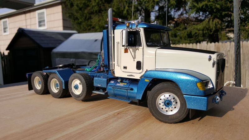 Model Truck Builder .com