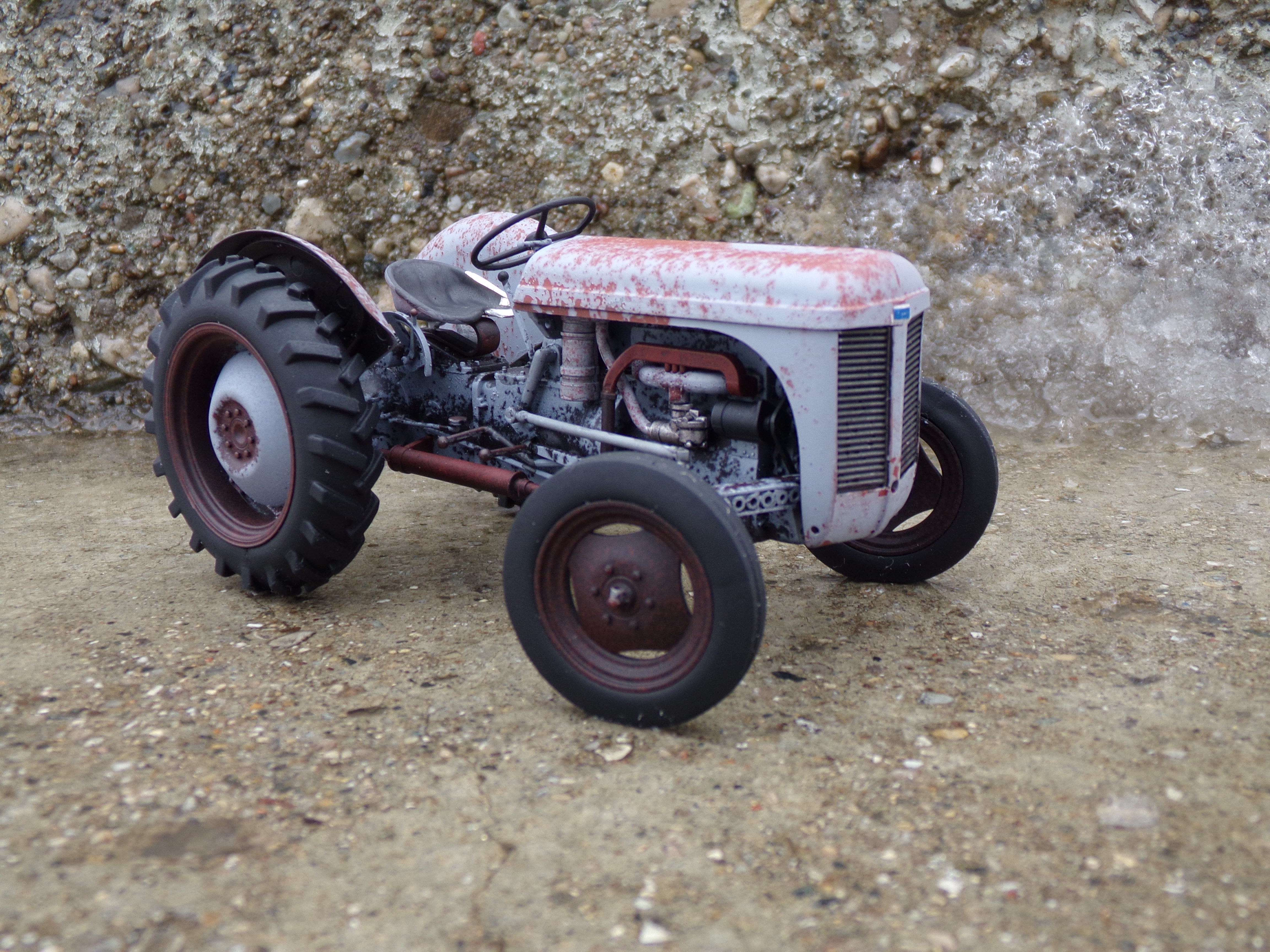 Model Truck Builder .com