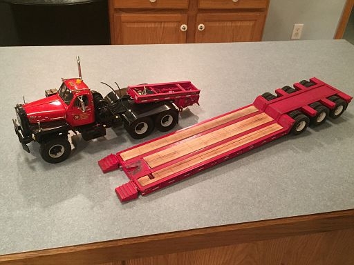 Model Truck Builder .com