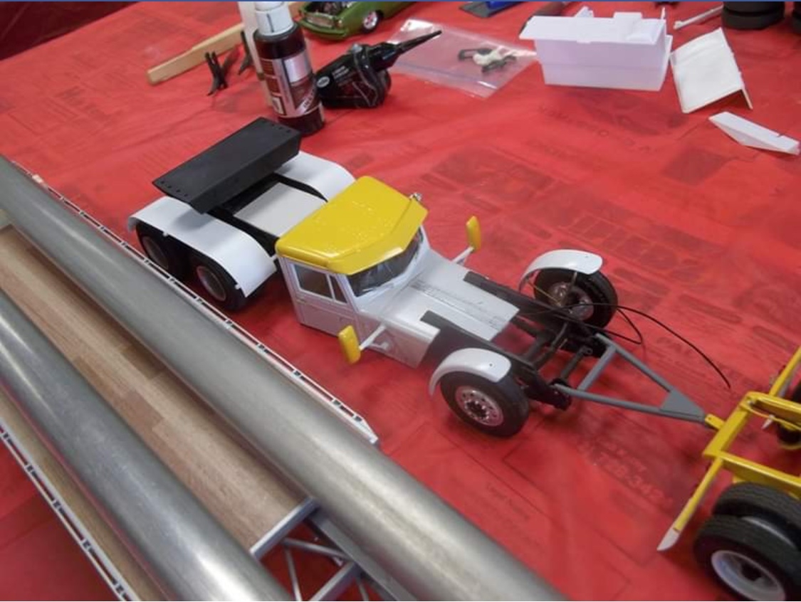Model Truck Builder .com