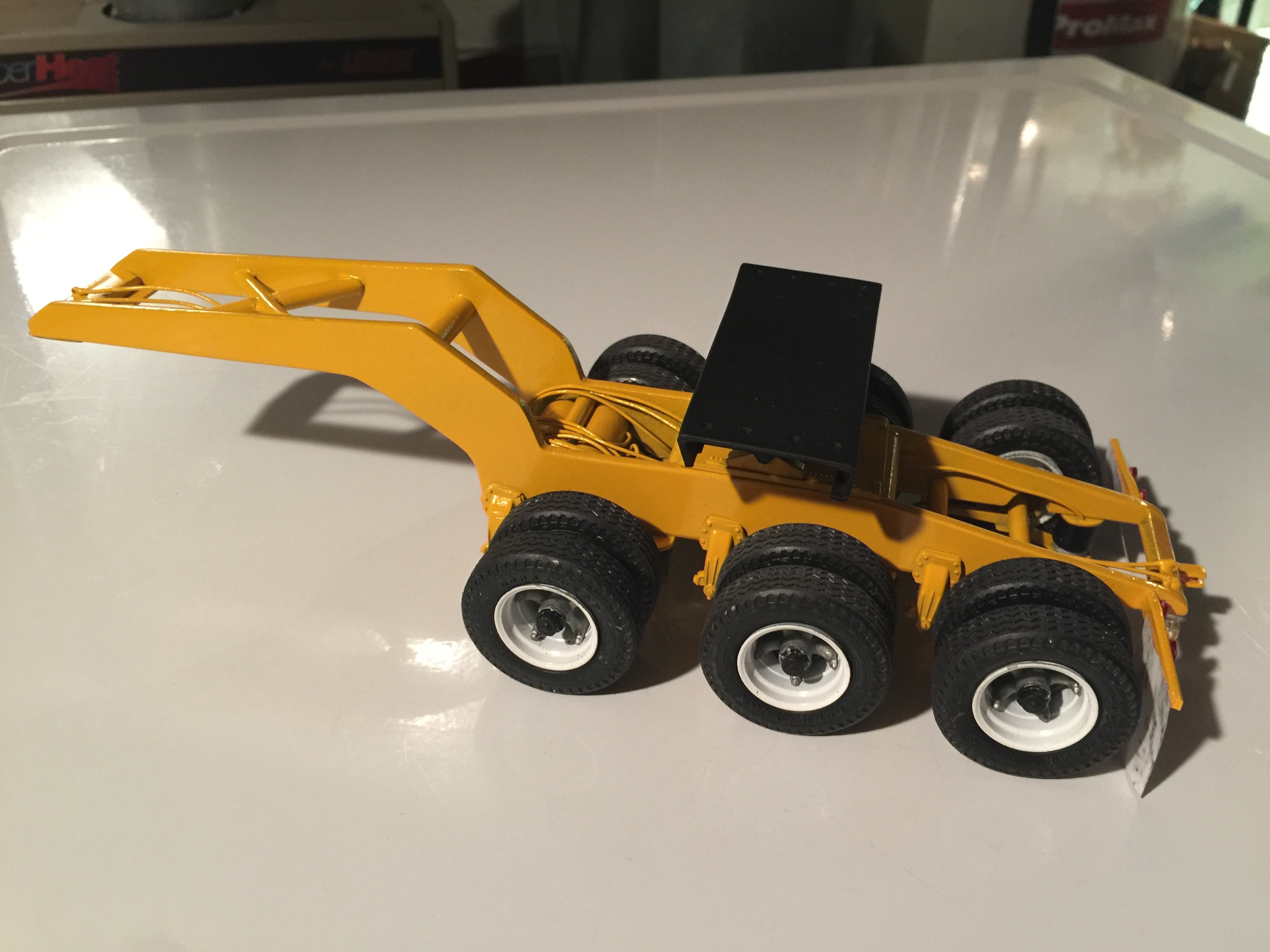 Model Truck Builder .com