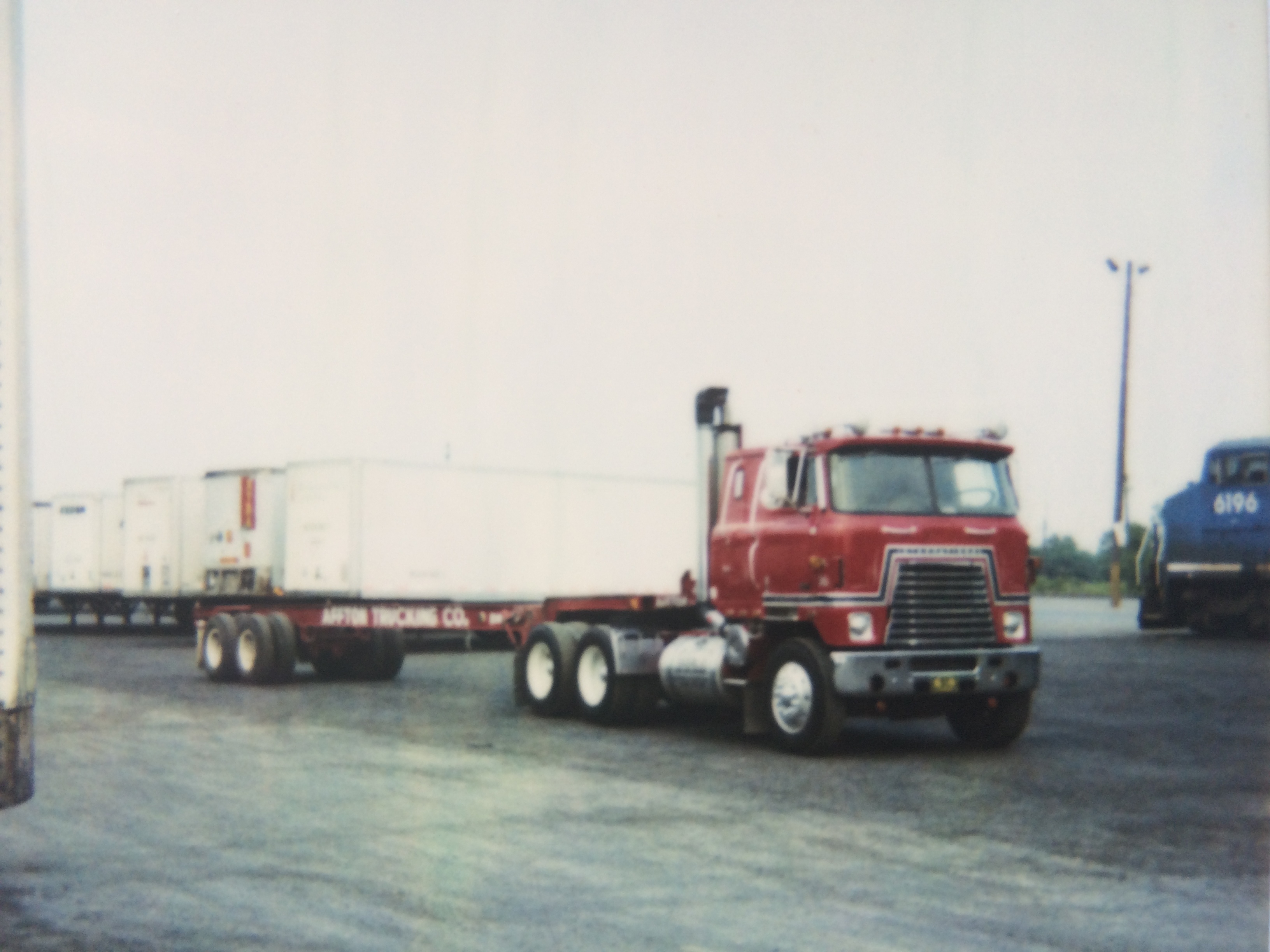 Model Truck Builder .com