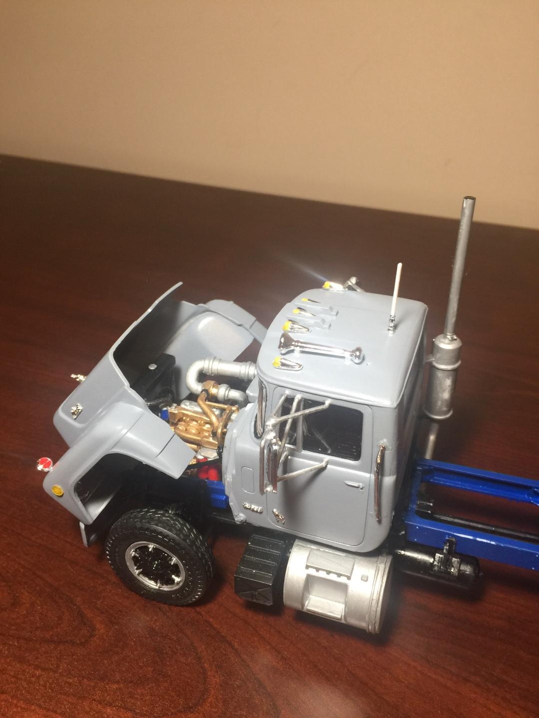 Model Truck Builder .com