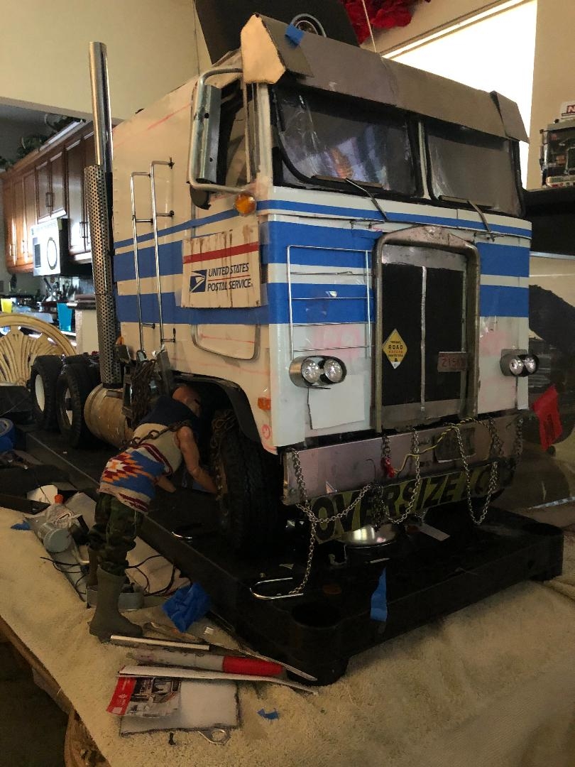 Model Truck Builder .com