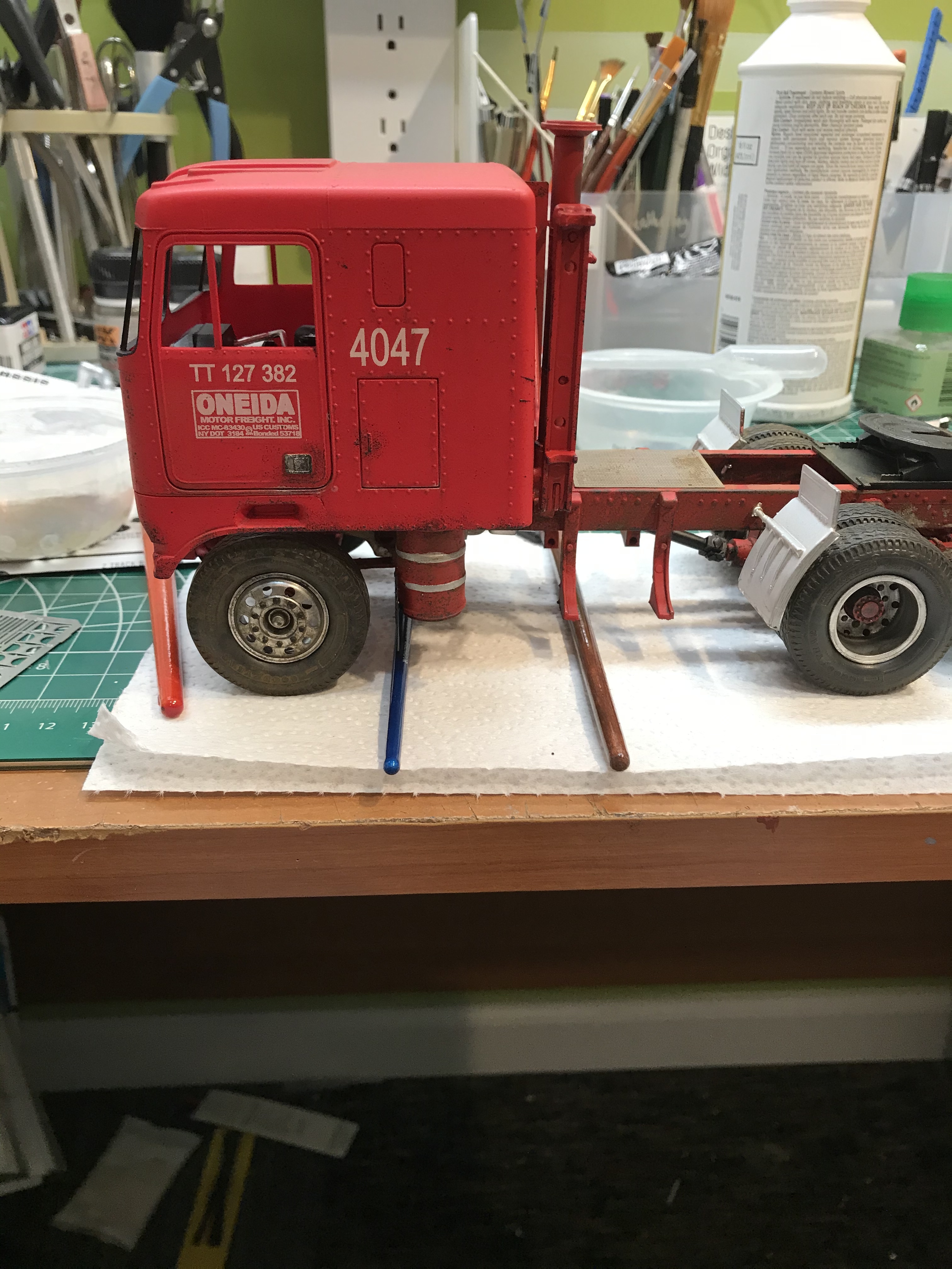 Model Truck Builder .com