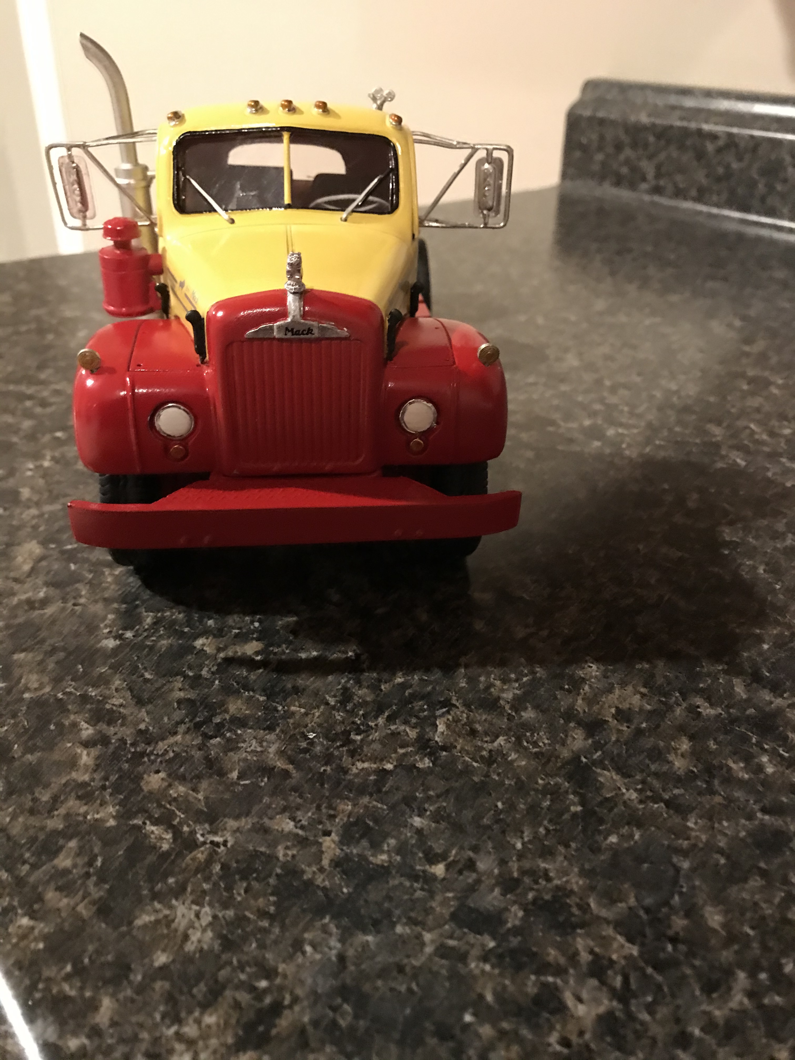 Model Truck Builder .com