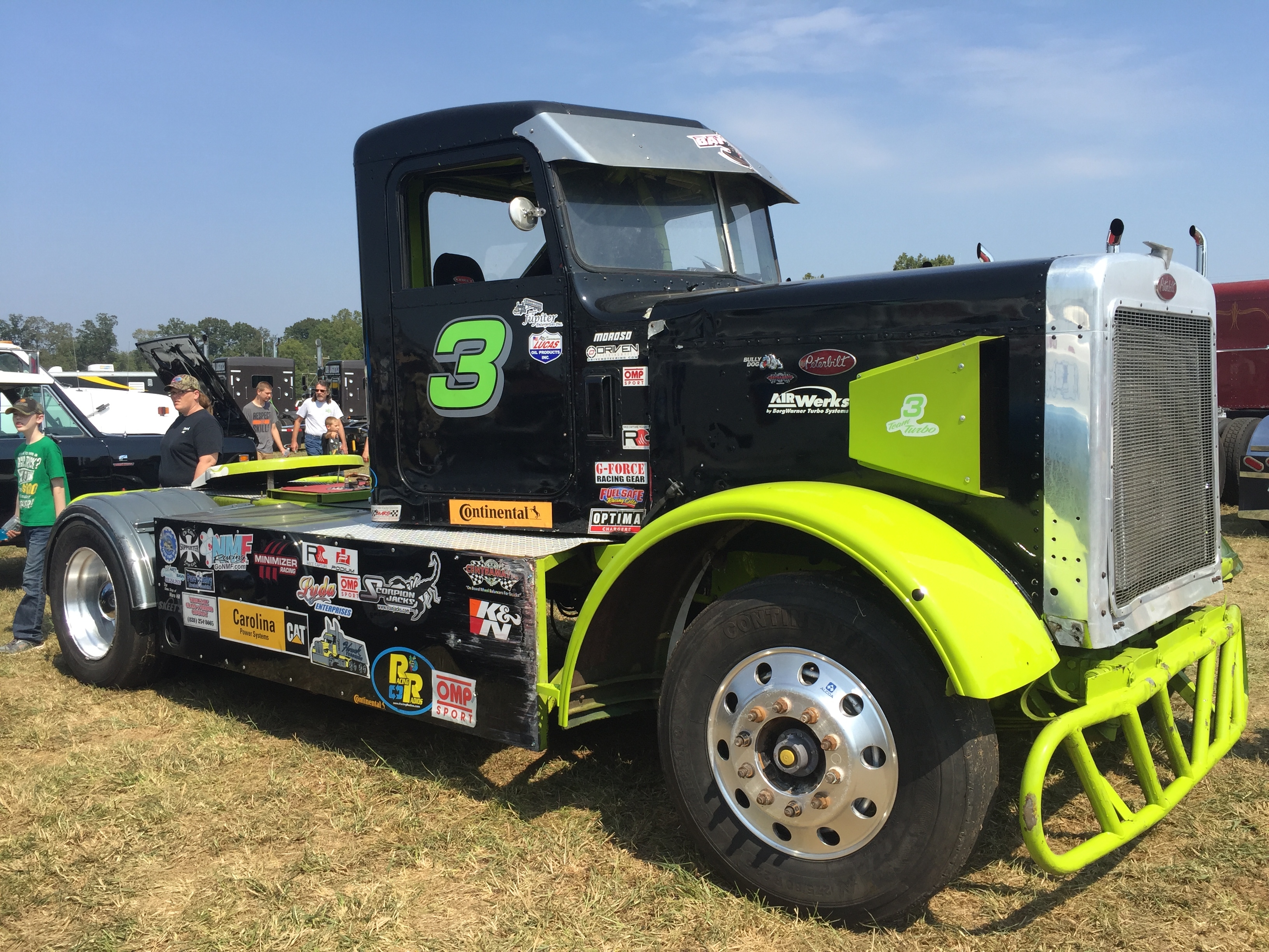 Model Truck Builder .com