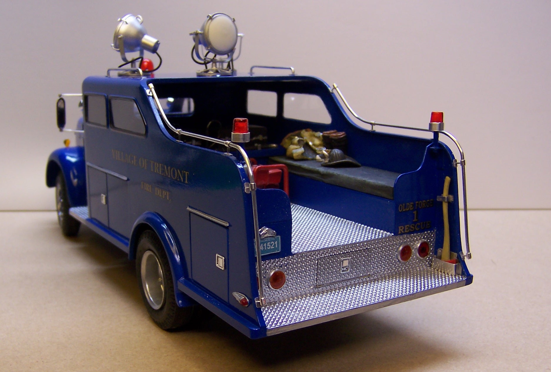 Model Truck Builder .com