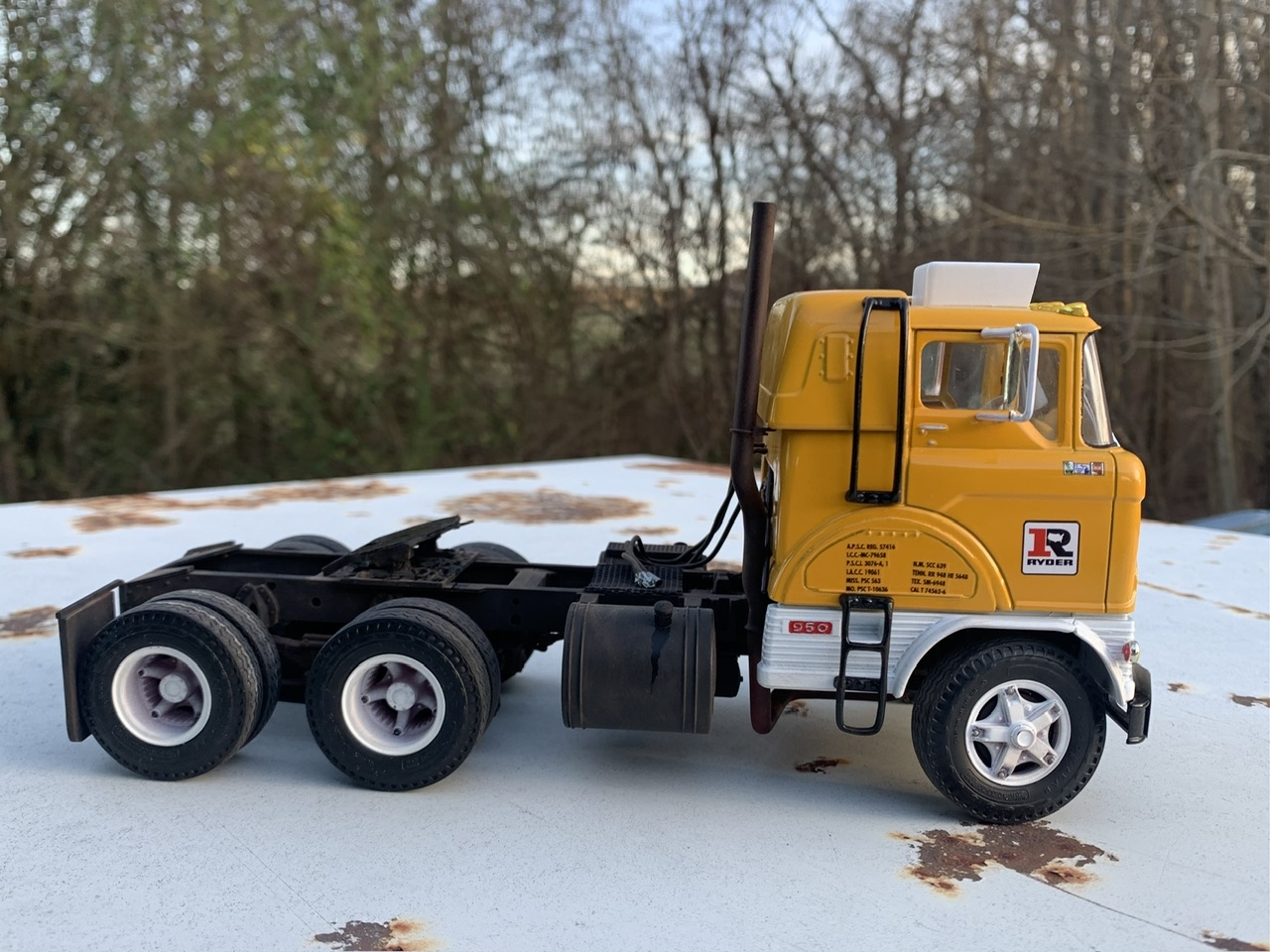 Model Truck Builder .com
