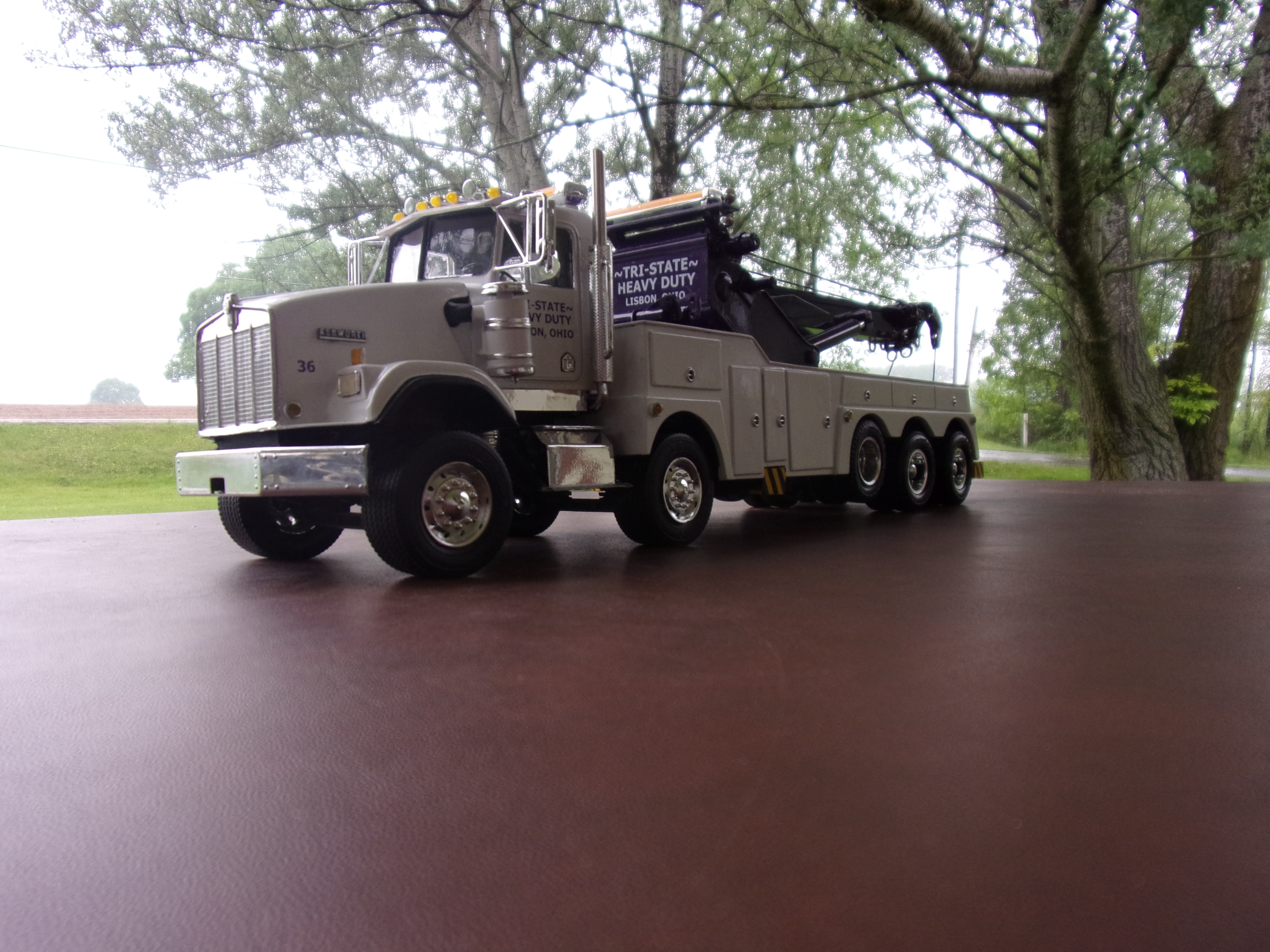 Model Truck Builder .com
